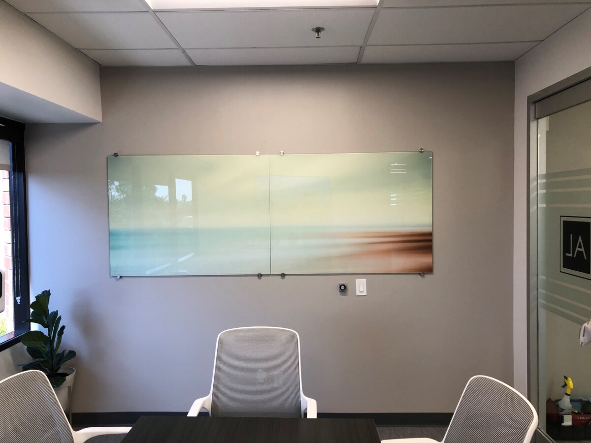 The Benefits of Glass Whiteboards - Starfish Signs & Graphics